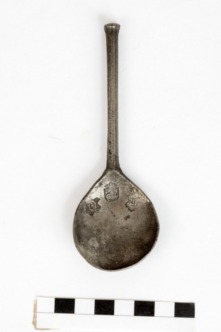 From knife to fork: the development of cutlery | Design Museum Den Bosch