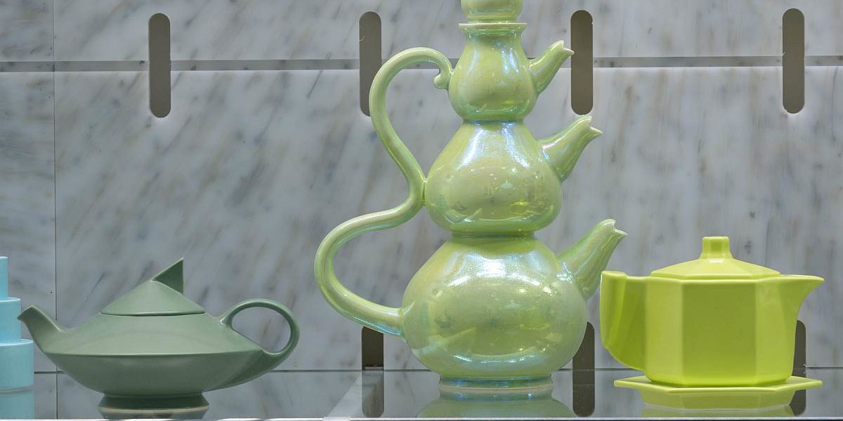 De stoel, de lamp, de vaas en… de theepot? | Design Museum Den Bosch