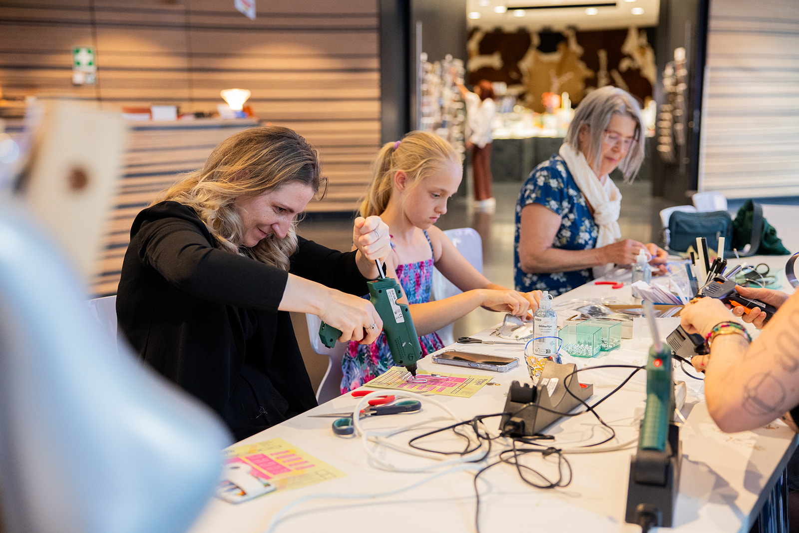 Maak je eigen cyborg wear | Design Museum Den Bosch